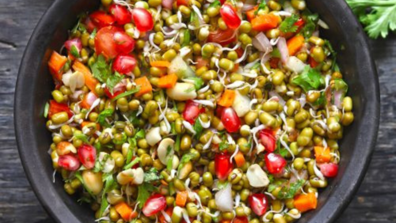 Why You Should Start Your Day with Sprouts: 7 Key Reasons