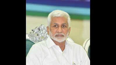 SIT summons ex-MP Vijayasai Reddy in AP liquor scam probe | Vijayawada News - The Times of India