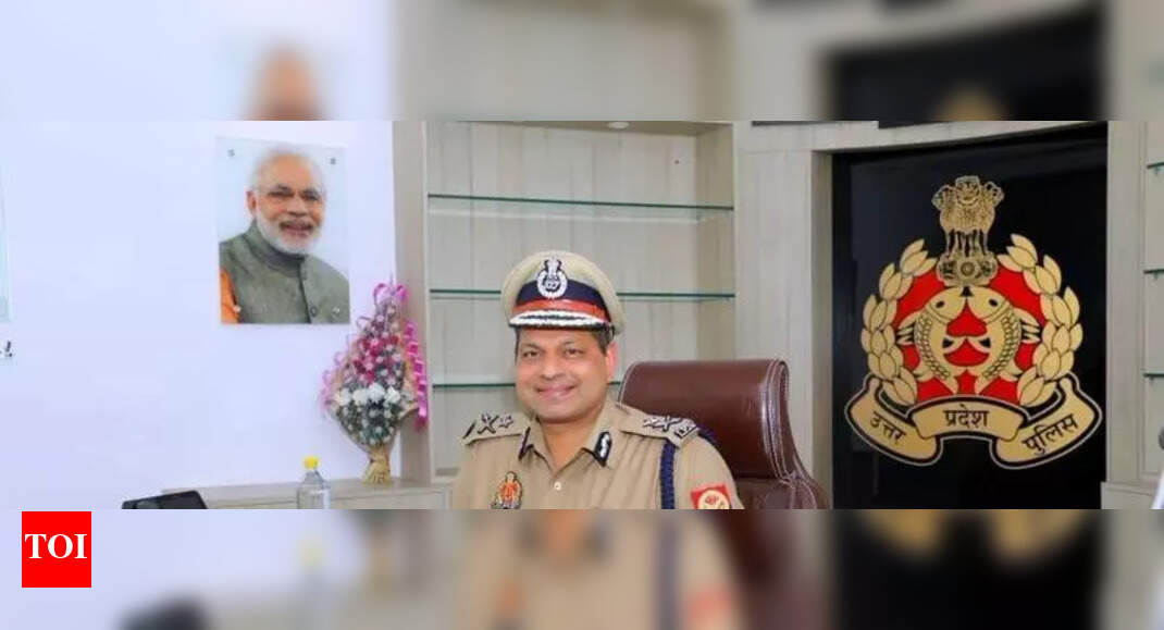 Deepak Kumar is new Agra police commissioner, Gautam made IG ATS | Lucknow News - The Times of India