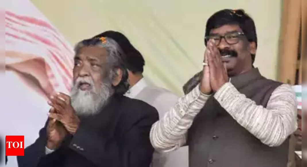 Shibu Soren makes way for Hemant as Jharkhand Mukti Morcha chief ...