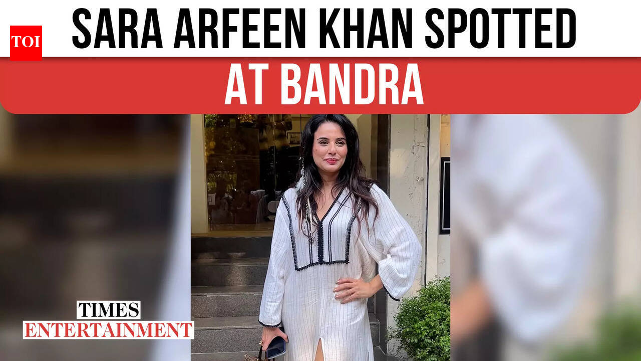 Sara Arfeen Khan Spotted At Bandra