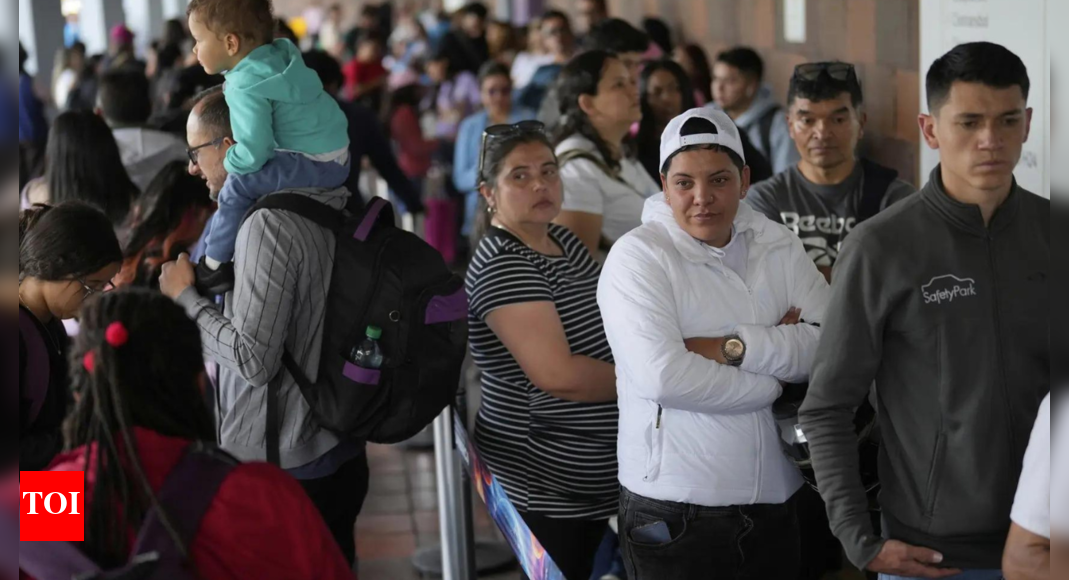 Colombia declares emergency as yellow fever kills 34; vaccination card ...
