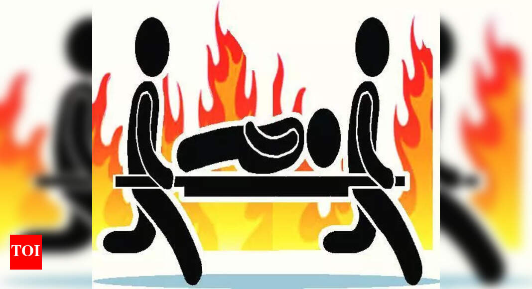 Shops burnt after dispute in Sagar, cops fire tear gas - The Times of India