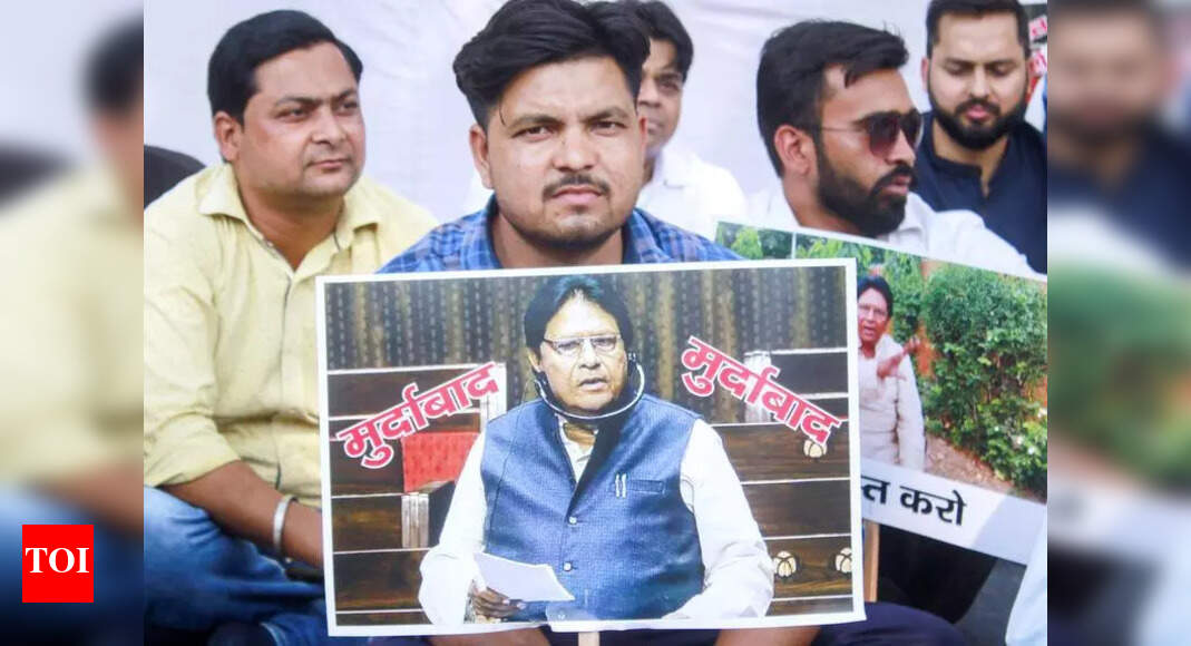 Karni Sena denies BJP ties, clears air on stir against SP MP | Lucknow News - Times of India