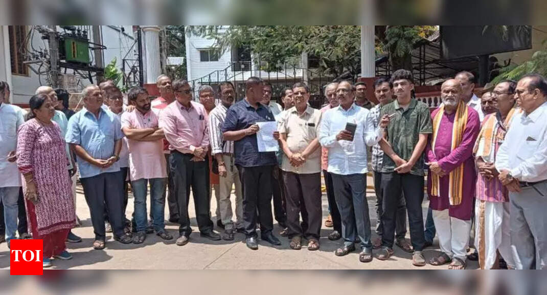 'Janivara cut' row rocks Dharwad - The Times of India