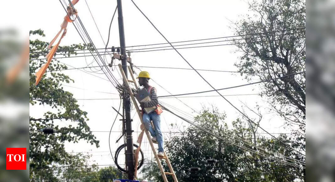 Power cuts hit life as JBVNL works to better infra | Ranchi News - The Times of India