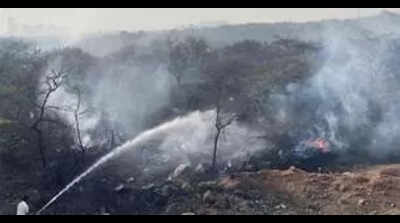 Forest fire rages near Bandhwari, blocked roads hit op to douse it ...