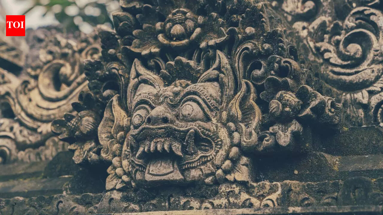 7 animals that were worshipped in ancient civilisations