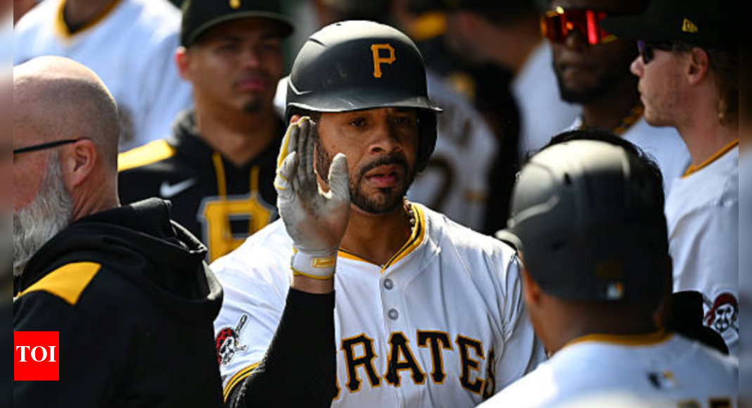 "That's wild" – fans go crazy as Tommy Pham seals Pirates win with ...