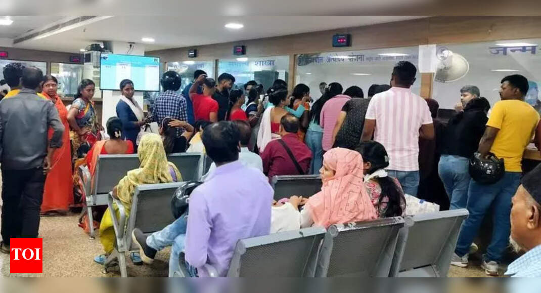 150 vendors register for new Morabadi market - The Times of India