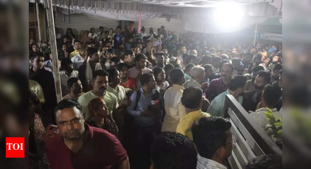‘Who will answer for Sushil’s death?’ Cry of heartbroken Indore ...