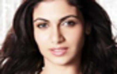 Simran Kaur Mundi is open for item numbers - Times of India