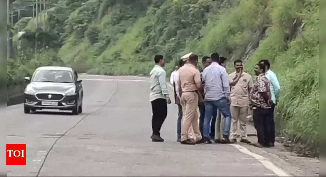 After HC warns of contempt, CID hands over Badlapur encounter case ...