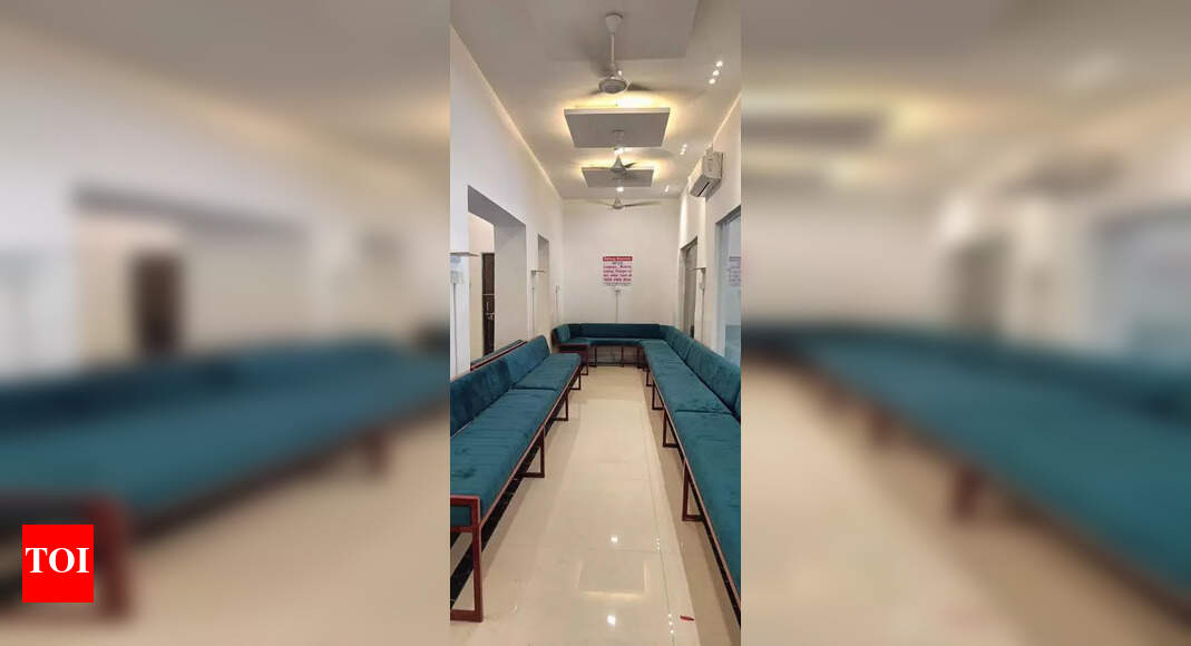 Bokaro rly station gets new AC lounge | Ranchi News - Times of India