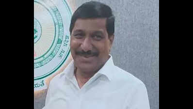 Machilipatnam fishing harbour to be completed by March, 2026: Minister ...