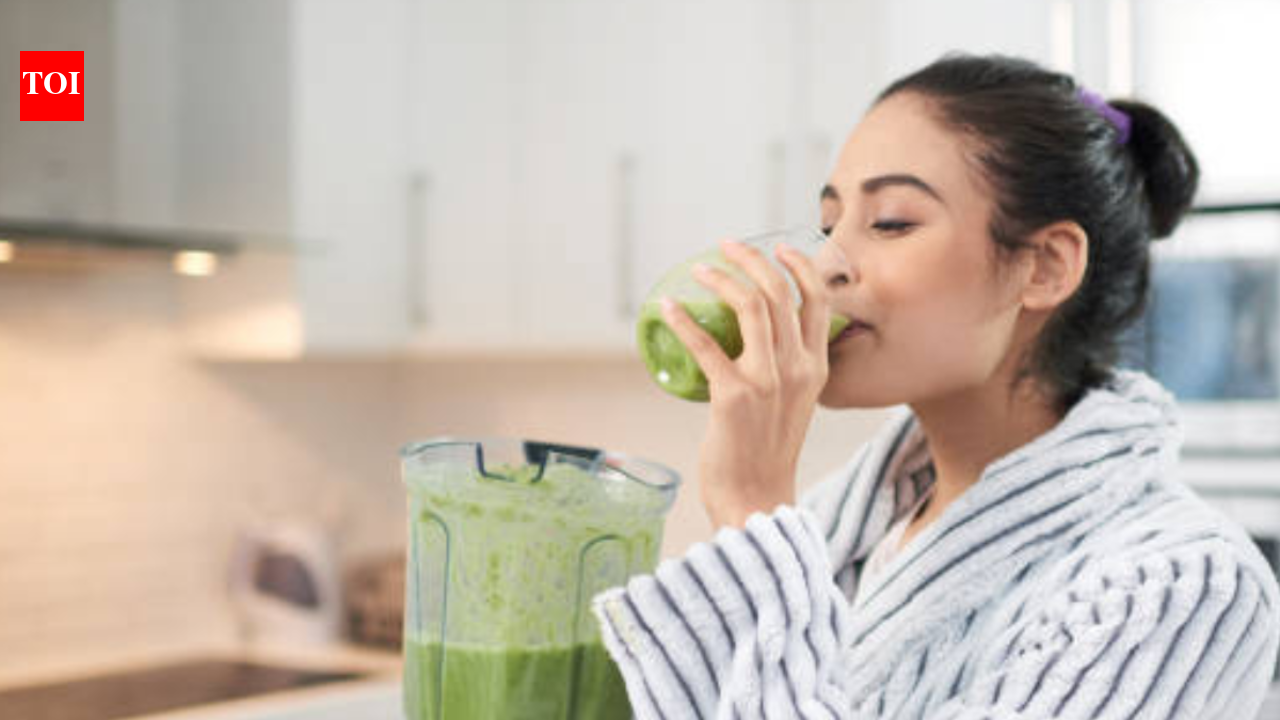 3-ingredient detox drinks one can make in under 5 minutes
