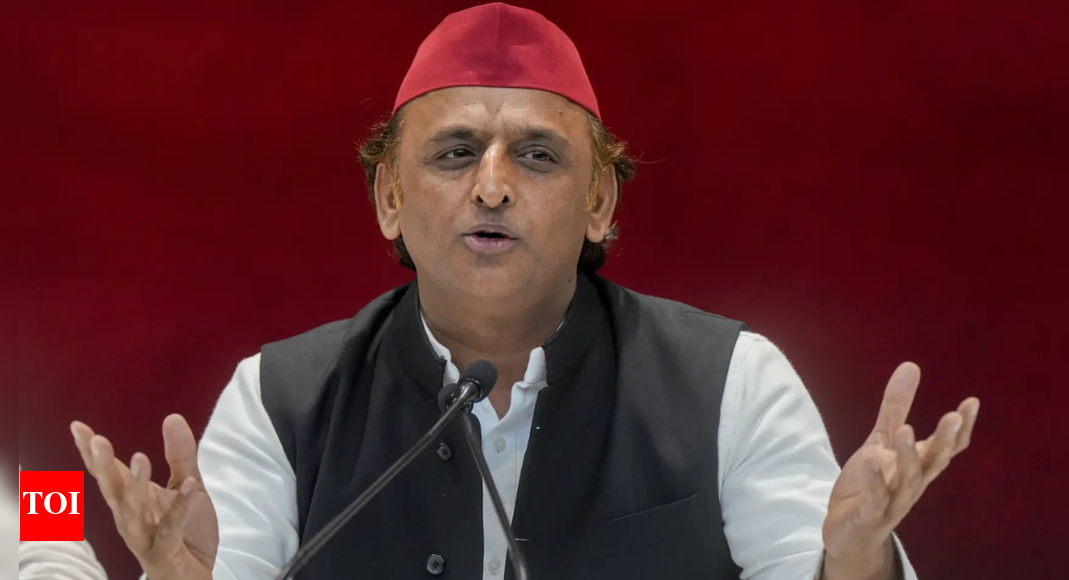 'Jiska daana, uska gaana': Akhilesh Yadav attacks govt over shutdown of ...