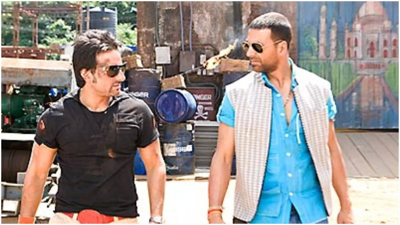 Akshay Kumar New Look 2024 Holiday