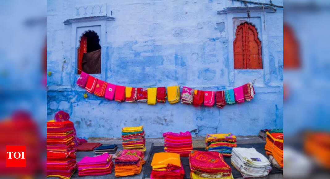National Textile Day: 5 Indian textiles which are a must-buy | - The ...