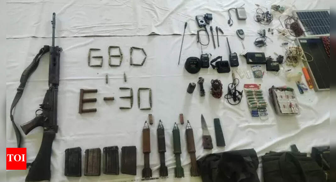 Maoist commander carrying cash reward of Rs 8 lakh, killed in Gariaband | Raipur News - The ...