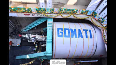 Tunnel boring machine launched for Kanpur Metro corridor underground ...