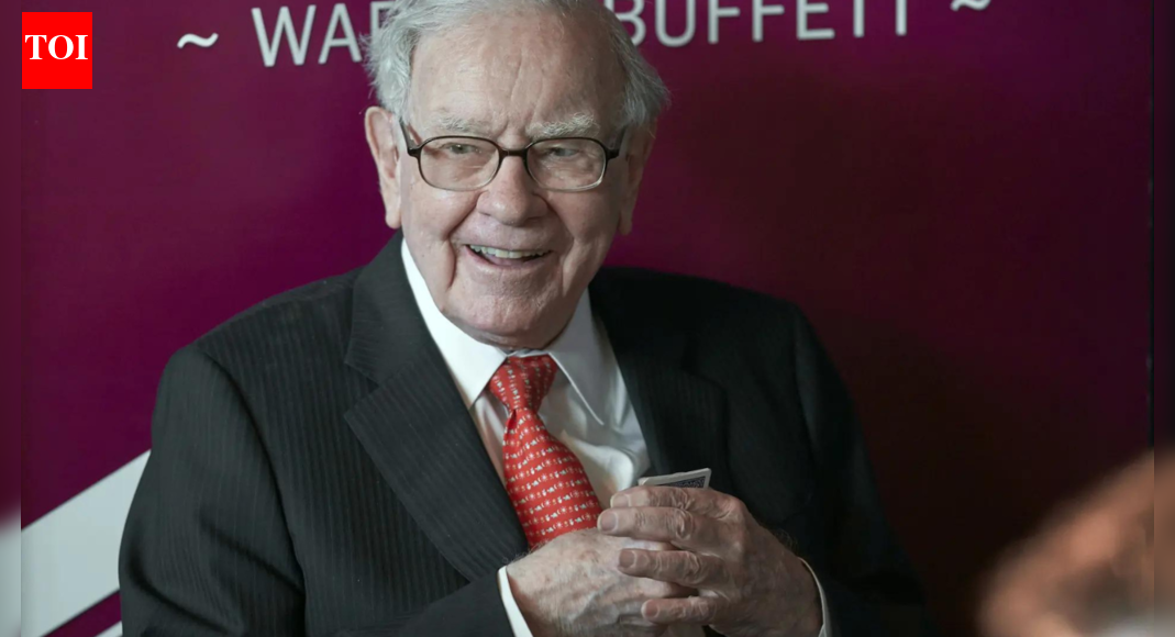 What keeps Warren Buffett going at 94? His daily routine might shock you