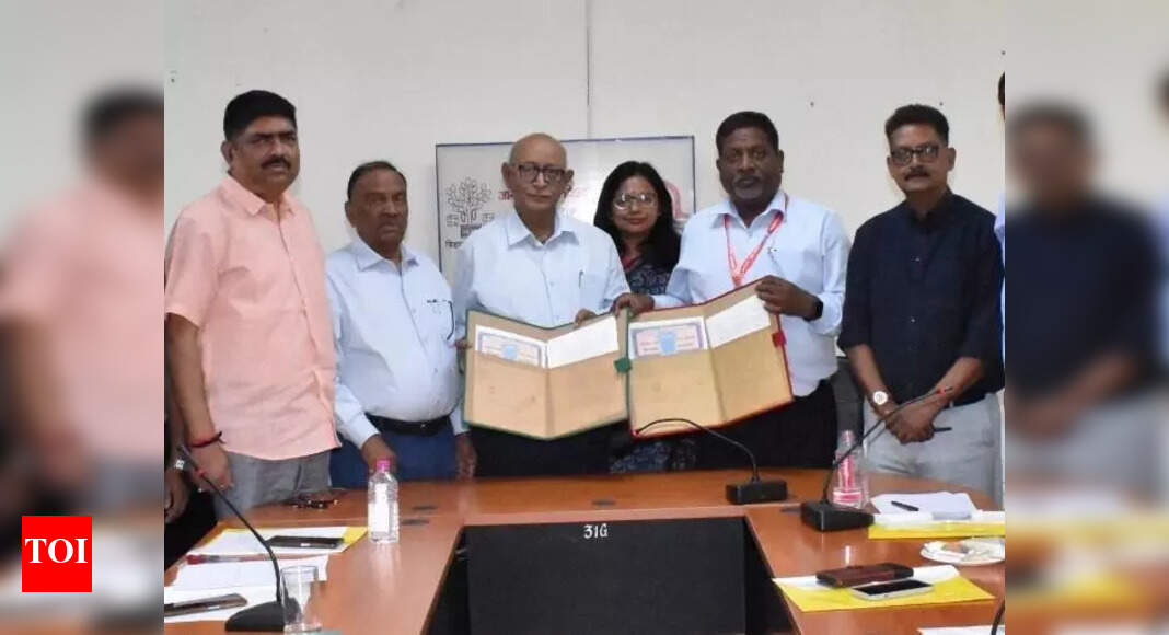AKU, IGIMS sign MoU to foster academic growth | Patna News - Times of India