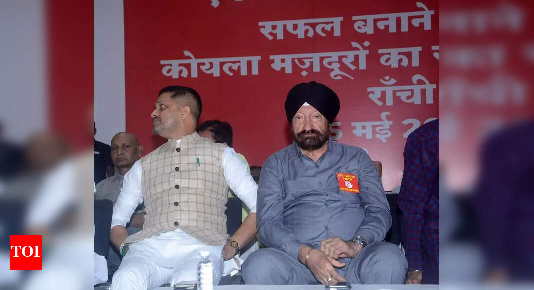 Trade unions call for unity to ensure success of May 20 strike | Ranchi ...