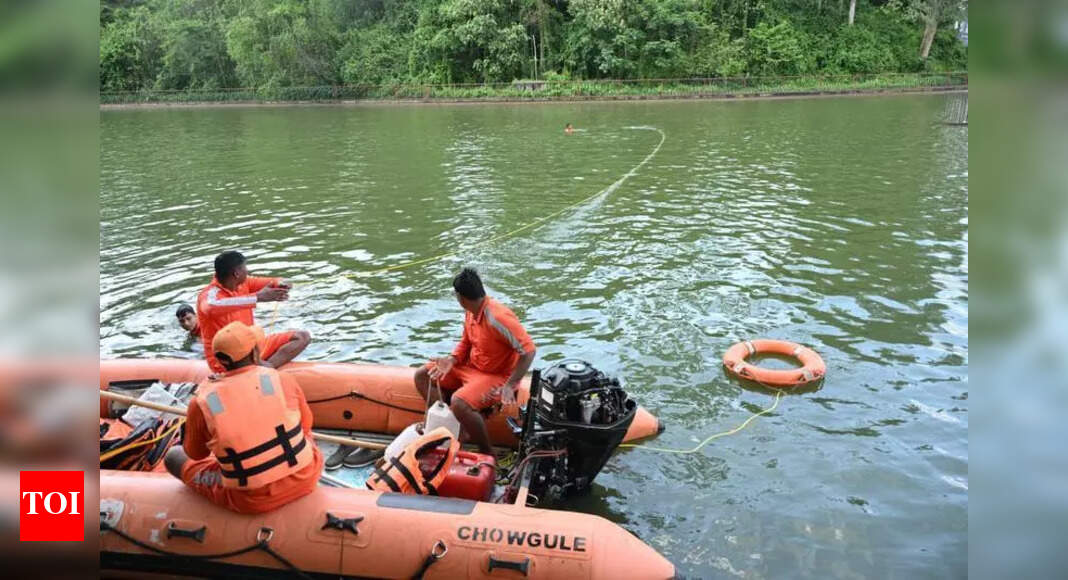 Army, NDRF showcase flood rescue readiness at Digboi | Guwahati News ...