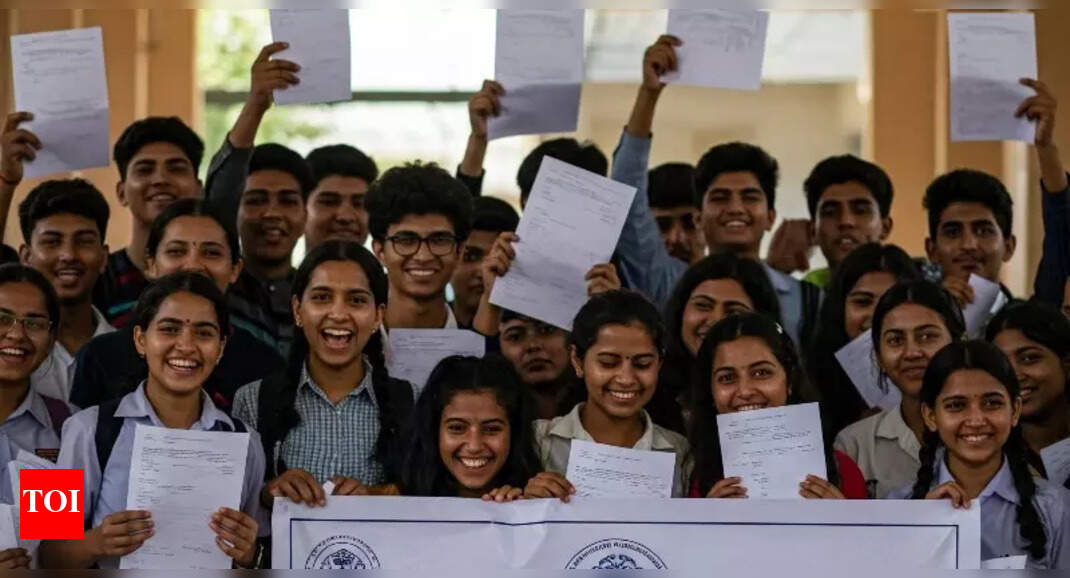 CBSE Board Results 2025 Date & Time Live: CBSE Class 10 & 12 results ...