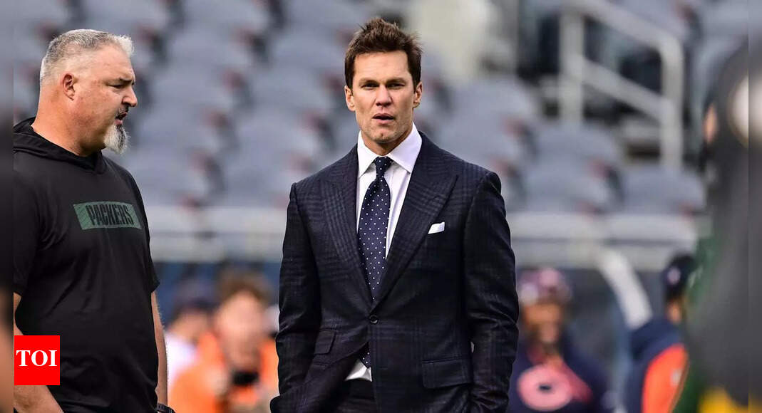 Tom Brady raises eyebrows after including exes Gisele Bündchen and ...