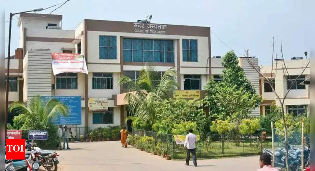 JSR sadar hospital reels under water woes as borewells go dry | Ranchi ...