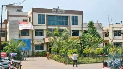 JSR sadar hospital reels under water woes as borewells go dry | Ranchi ...