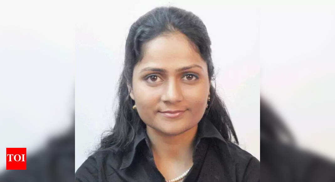 Suhasini Gotmare assumes charge as Accountant General (A&E)-II | Nagpur ...