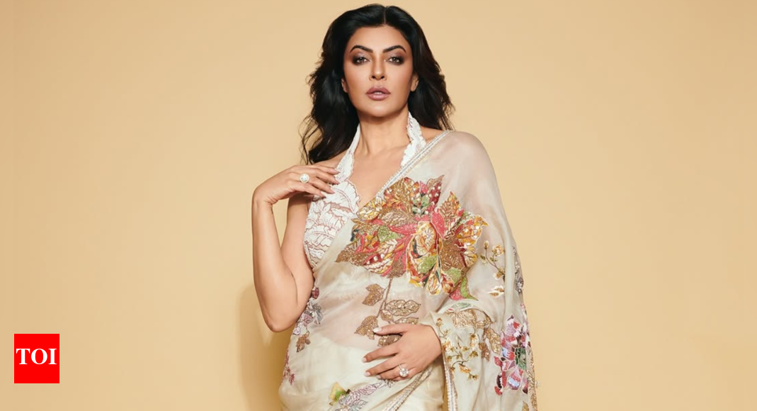 All hail the saree queen: Sushmita Sen’s look is a masterclass in elegance | - Times of India