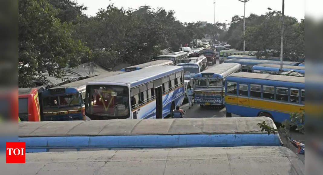 Buses threaten 3-day strike after talks with state fail | Kolkata News ...