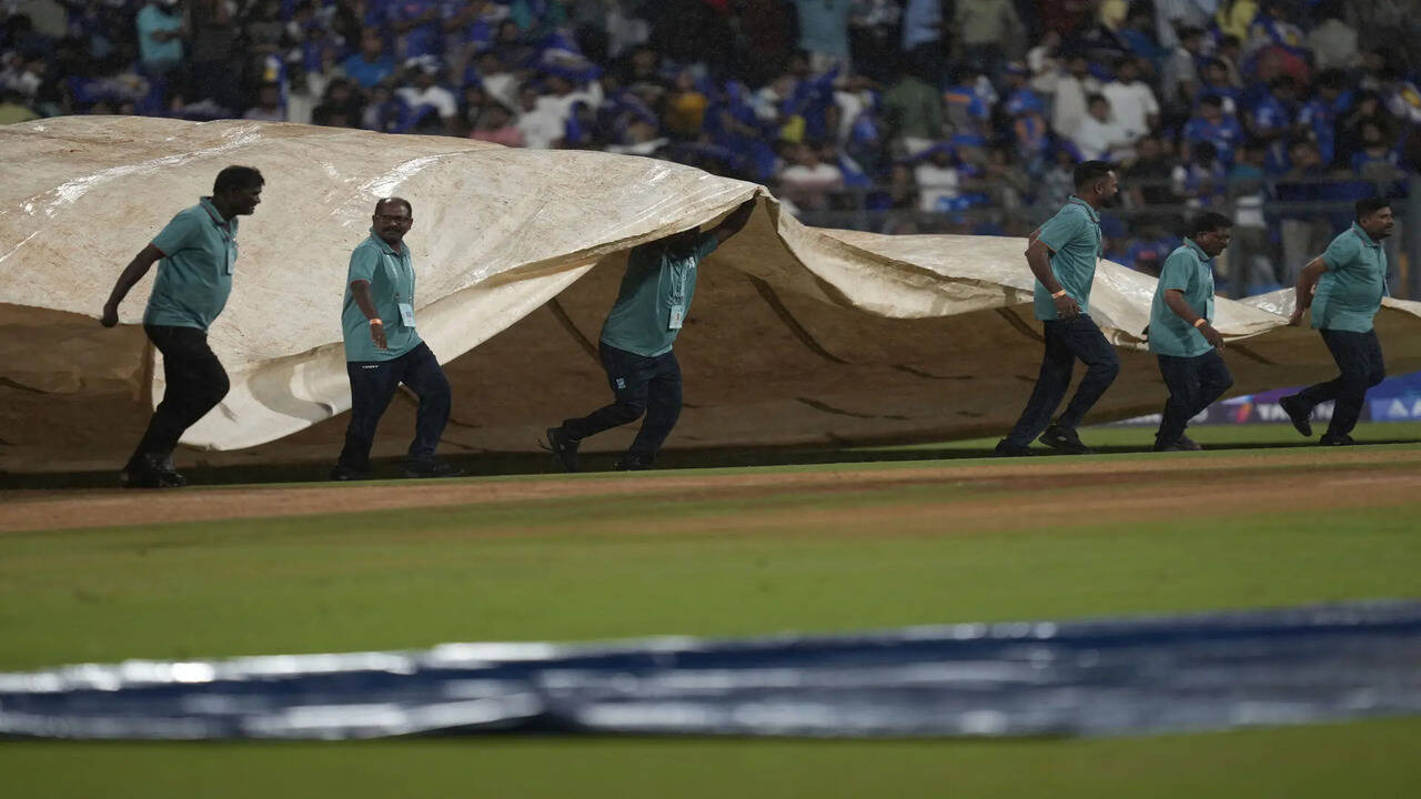 Wankhede Stadium weather: MI vs DC IPL 2025 match weather report - will ...