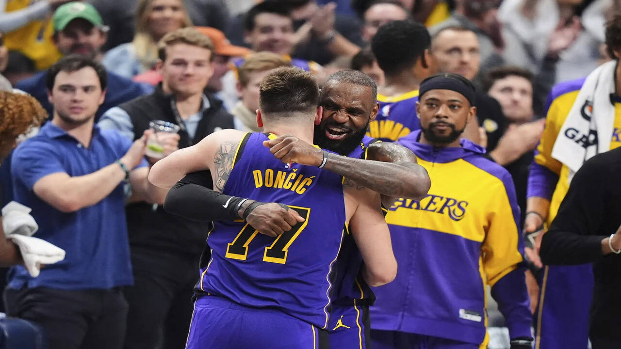 Los Angeles Lakers Crossroads