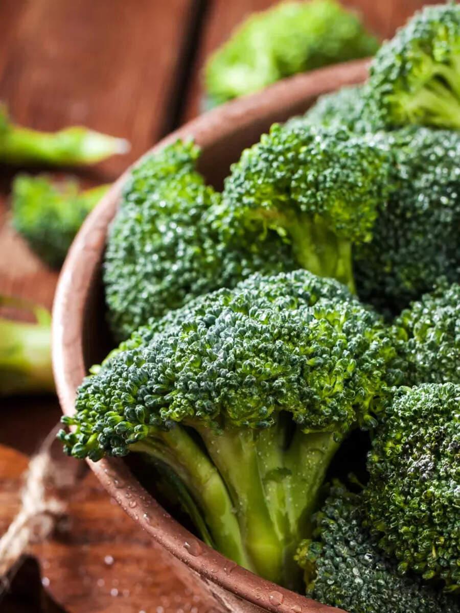 9 fiber-rich snacks made with broccoli | Times of India