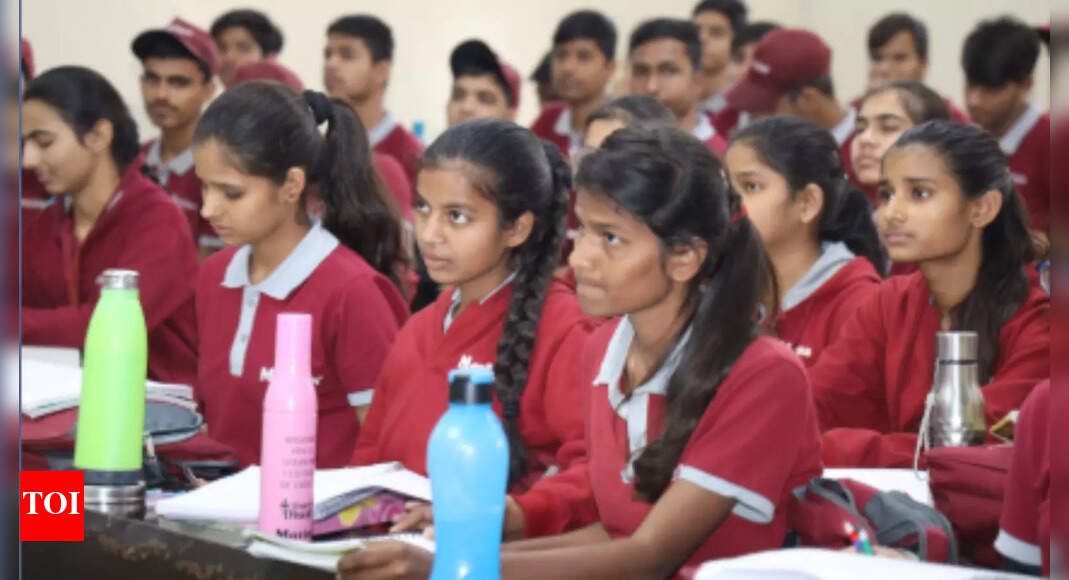 RBSE Class 10th Result 2025 Live Updates: Rajasthan Board Class 10th ...
