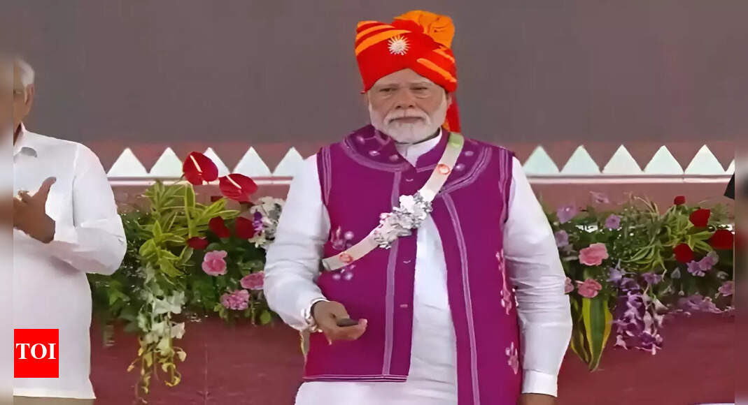 PM Modi inaugurates projects worth Rs 24,000 crore including locomotive ...