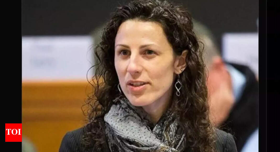 Data Colada: The whistleblowers who challenged Harvard's scientist ...