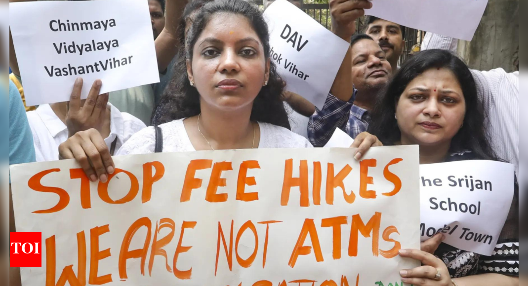 Delhi HC allows DPS Dwarka students back in class, orders 50% payment ...