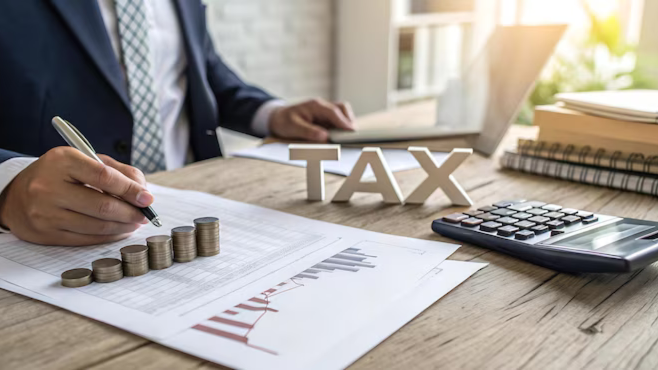ITR Filing 2025: Who Must File Income Tax Return? Key Details You ...