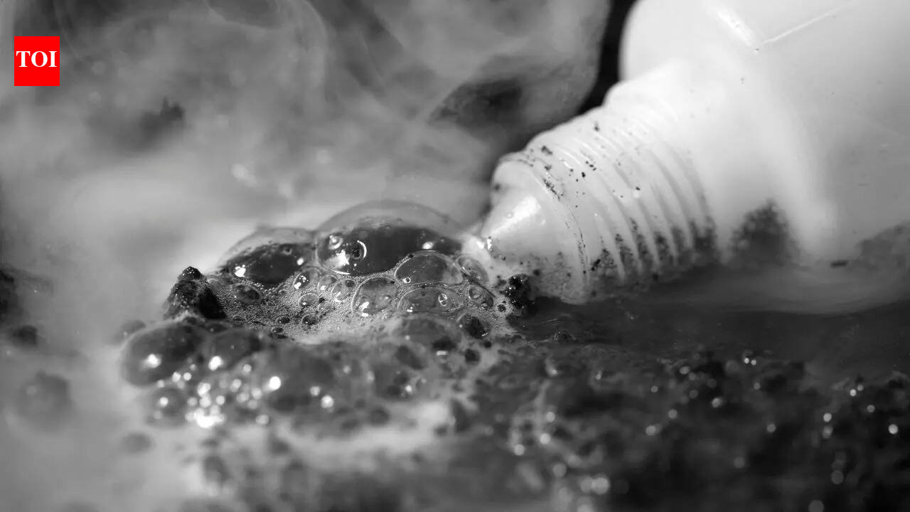 Dangerous Acids: 5 strongest acids known to mankind