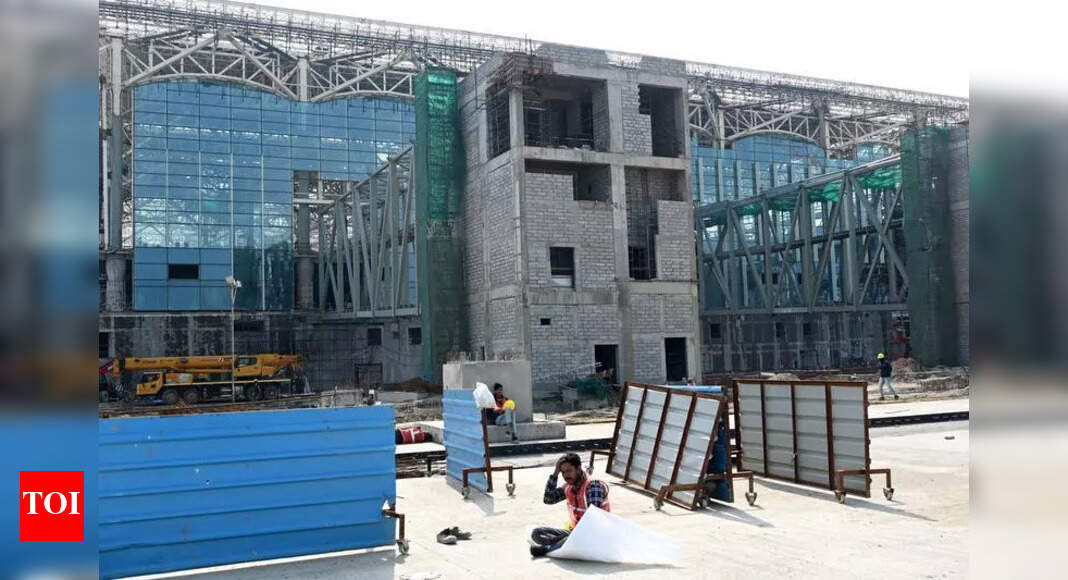7 hospitals in 50km radius to handle Noida airport emergencies | Noida ...