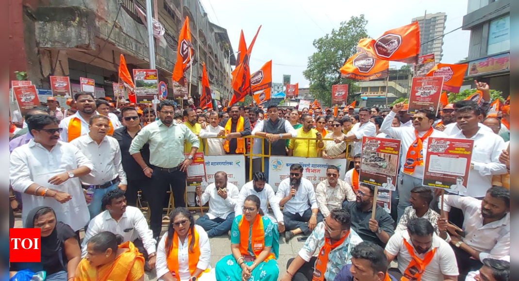 Maharashtra Navnirman Sena (MNS) protests KDMC’s garbage tax hike ...