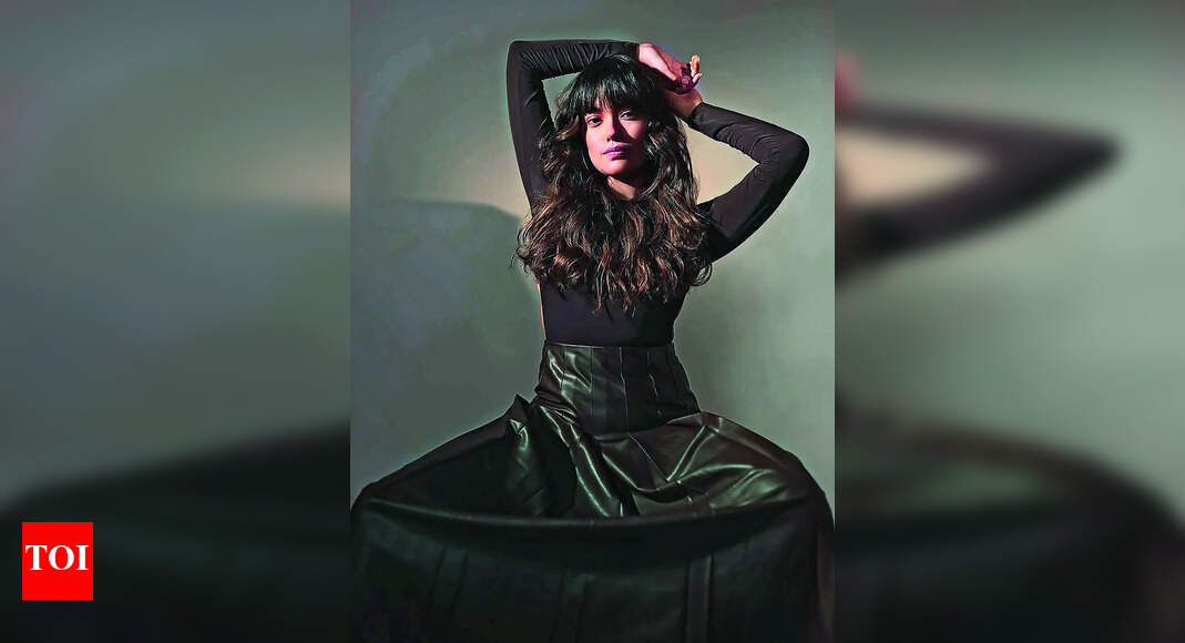 Every day on set feels like a gift I want to unwrap slowly, says Hiya ...