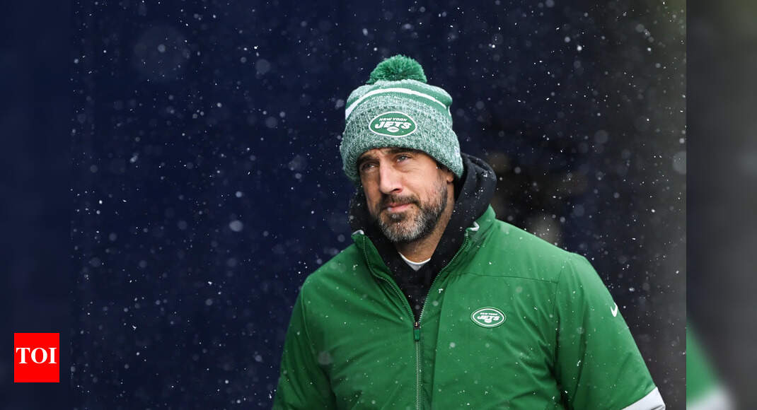 Aaron Rodgers just bought the wildest mansion in Pittsburgh—and it’s ...
