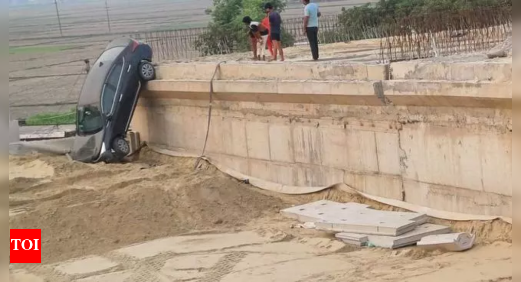 Maharajganj Accident: 'Speeding toward dead end': App leads car to ...